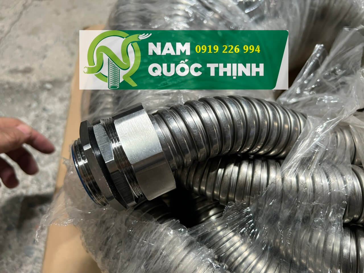 Đầu Nối Ống Ruột Inox 304 D42